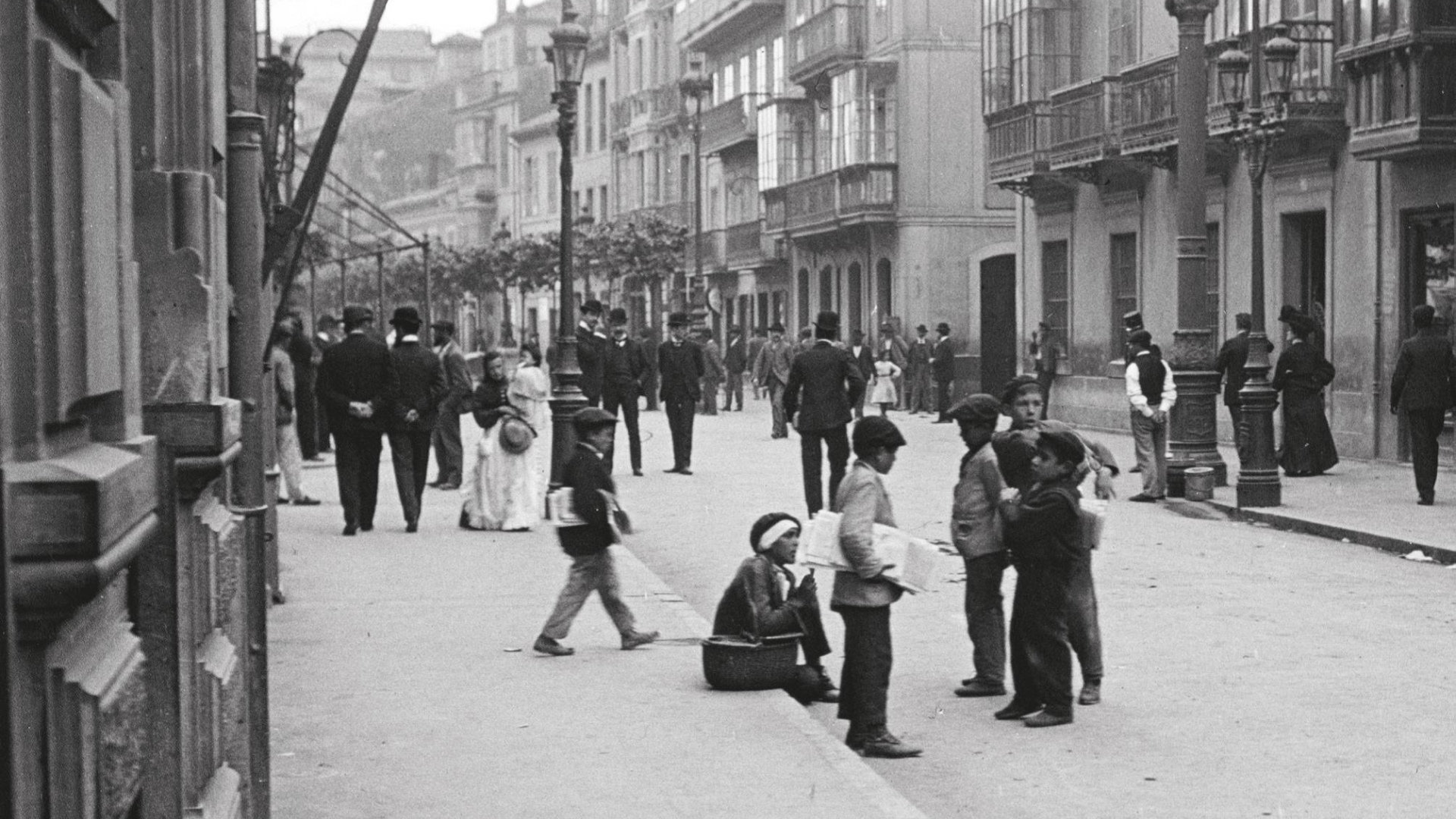 El reloj de la calle Corrida - miGijón