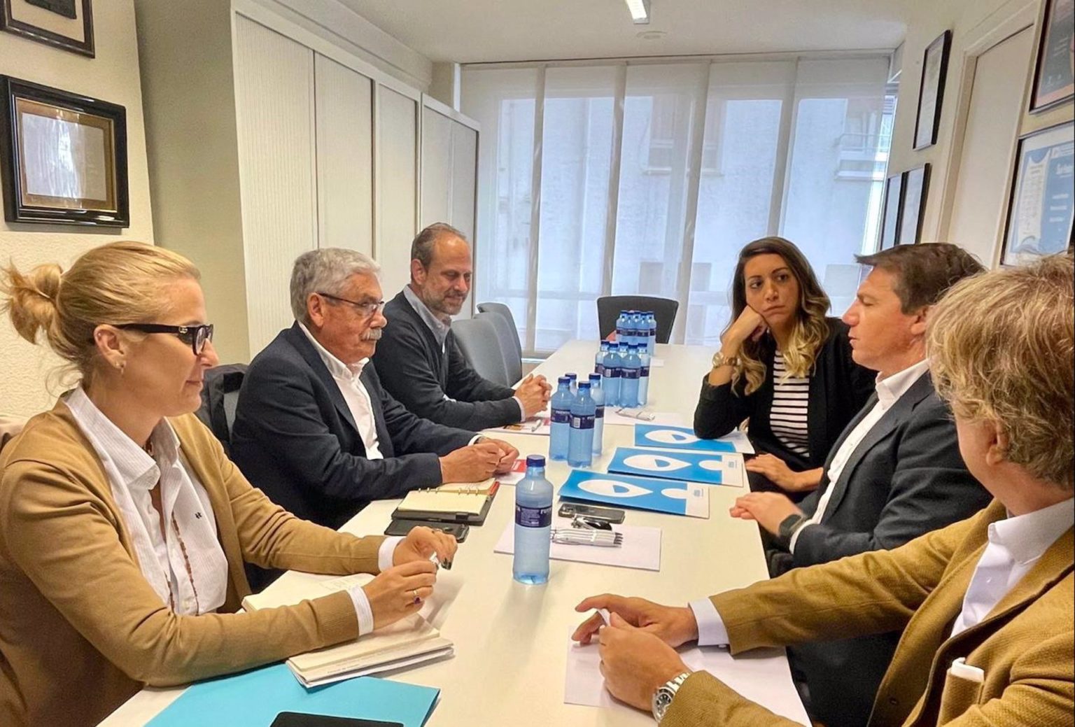 'Floro' tiende la mano a OTEA para hacer de Gijón "un destino turístico ...