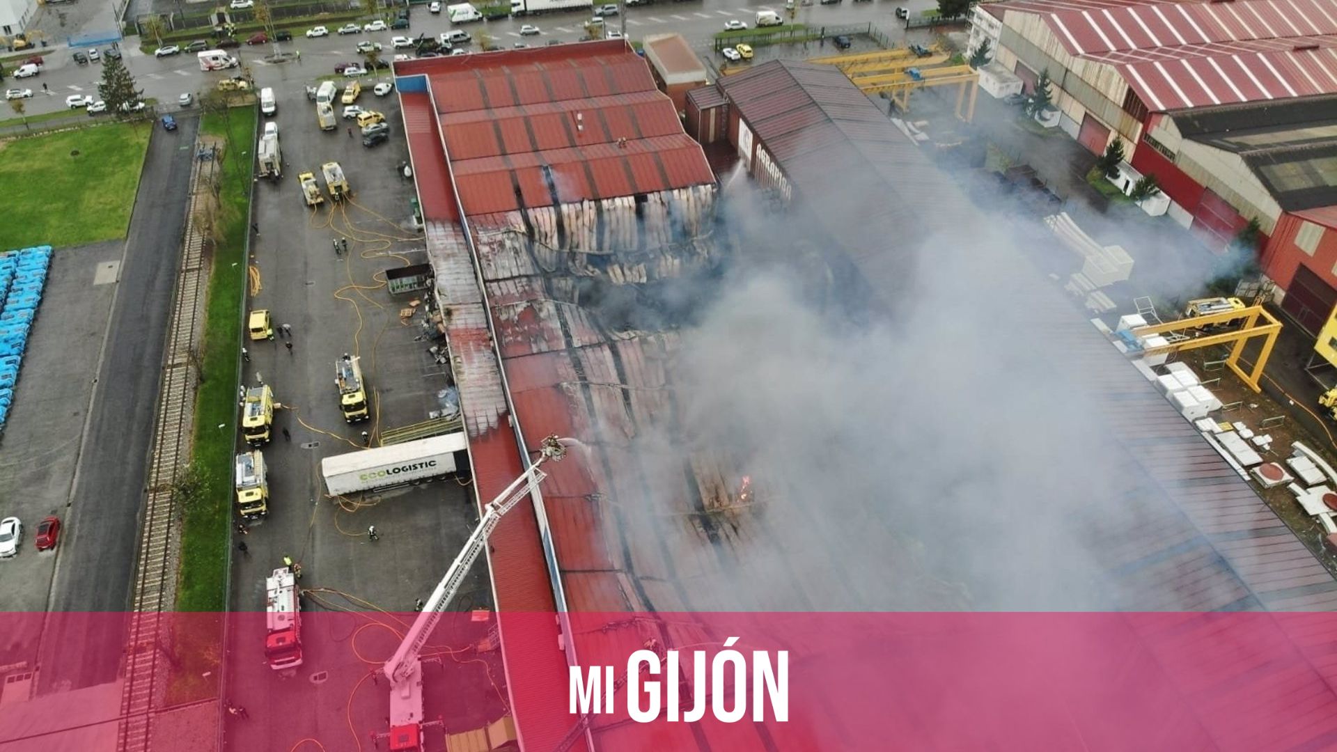 Los bomberos acotan el incendio de Silvota y se levantan las ...