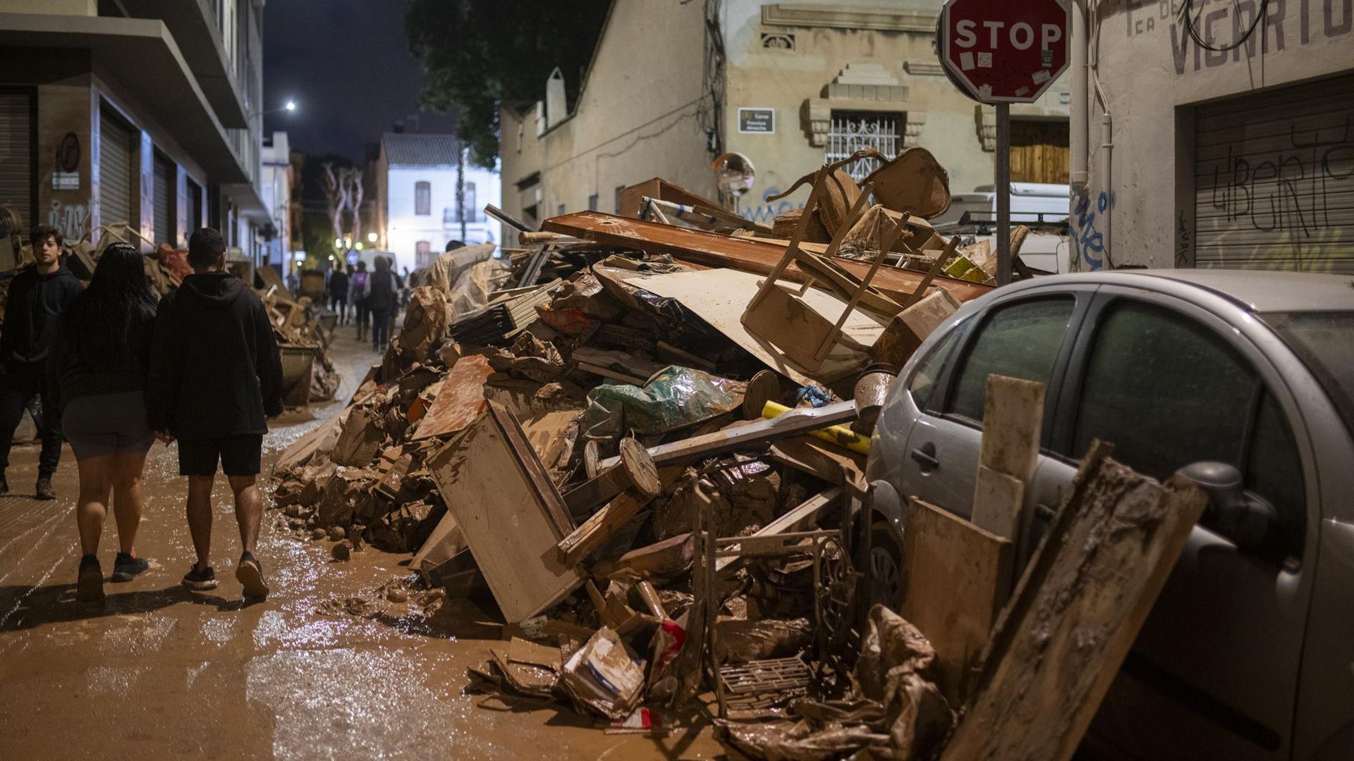 Biólogos, meteorólogos y activistas hablarán desde Gijón sobre los ...