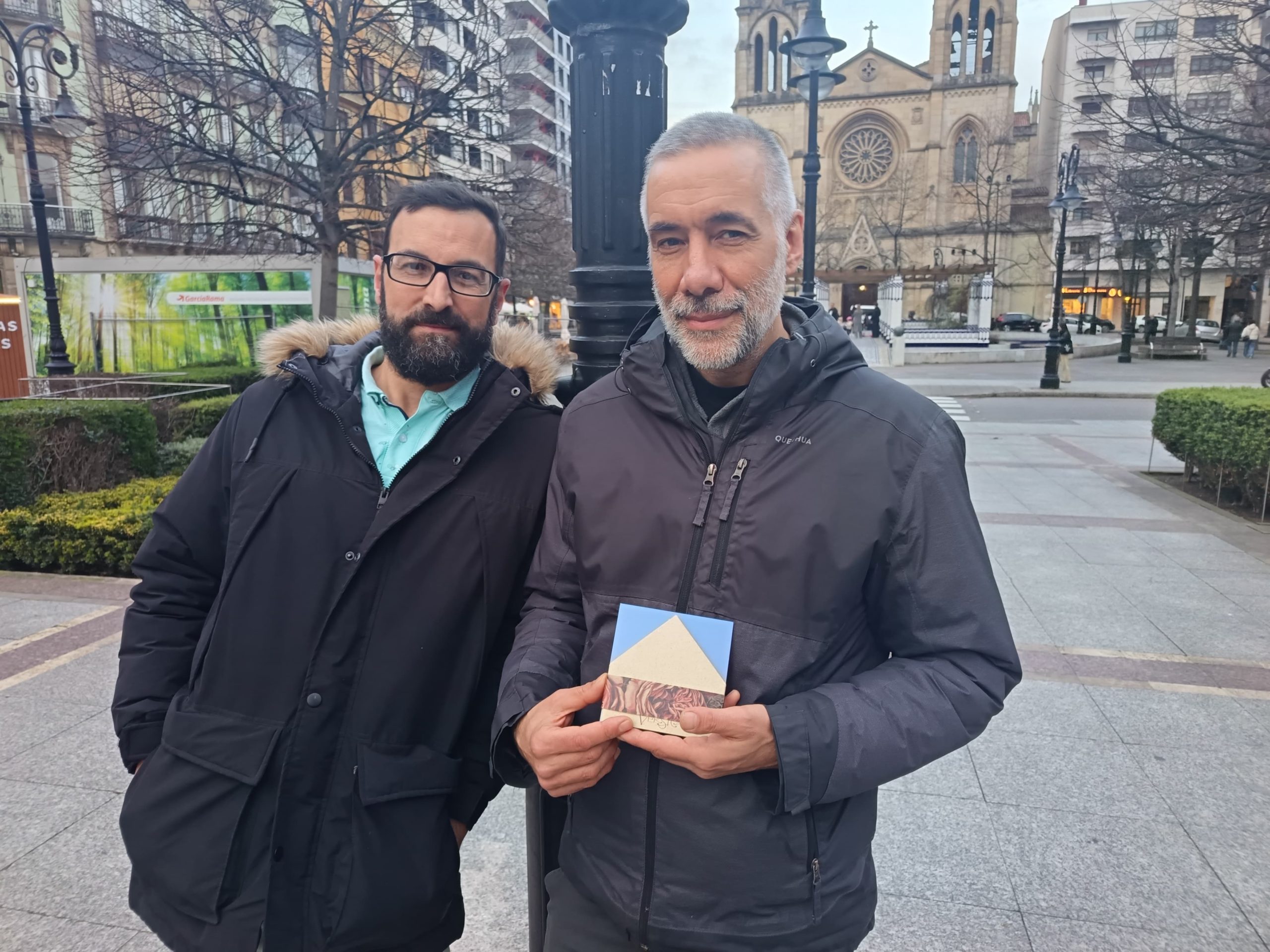 ‘Vérsica’, un proyeutu qu’axunta música, arte y lliteratura: «Nació pa ...